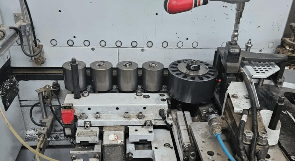 A Guide for Your Edge Banding Machine Maintenance | BESTIN